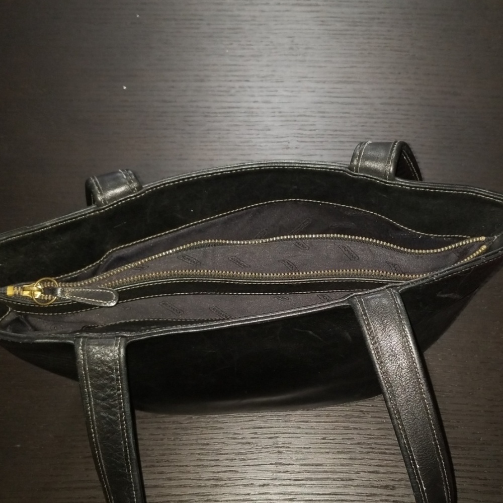 Coach Classic Leather Bleeker Tote 9302 - Gem